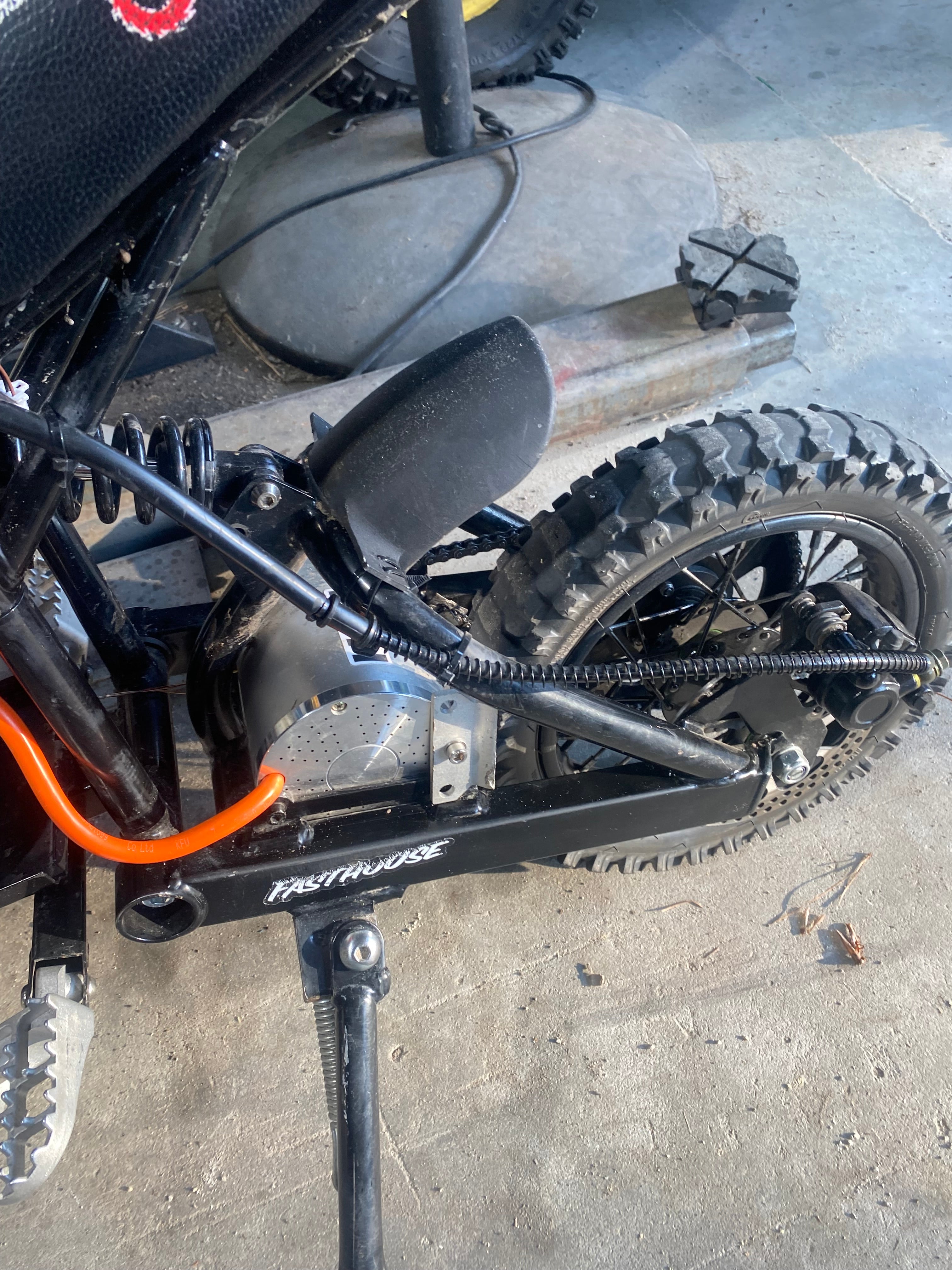 Razor mudgaurd – Forge Moto